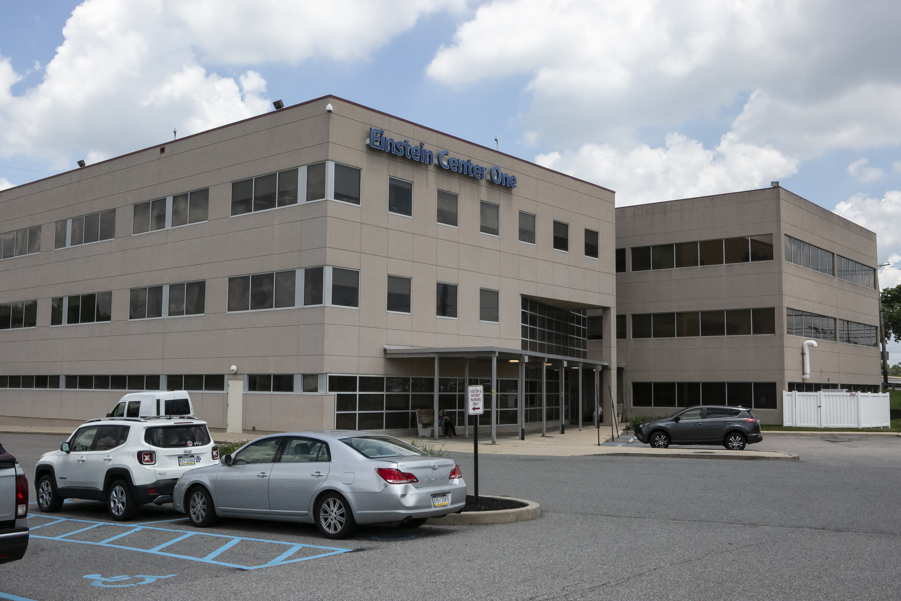 Einstein Ob/Gyn at Center One - Philadelphia - PA - Specialty care clinic